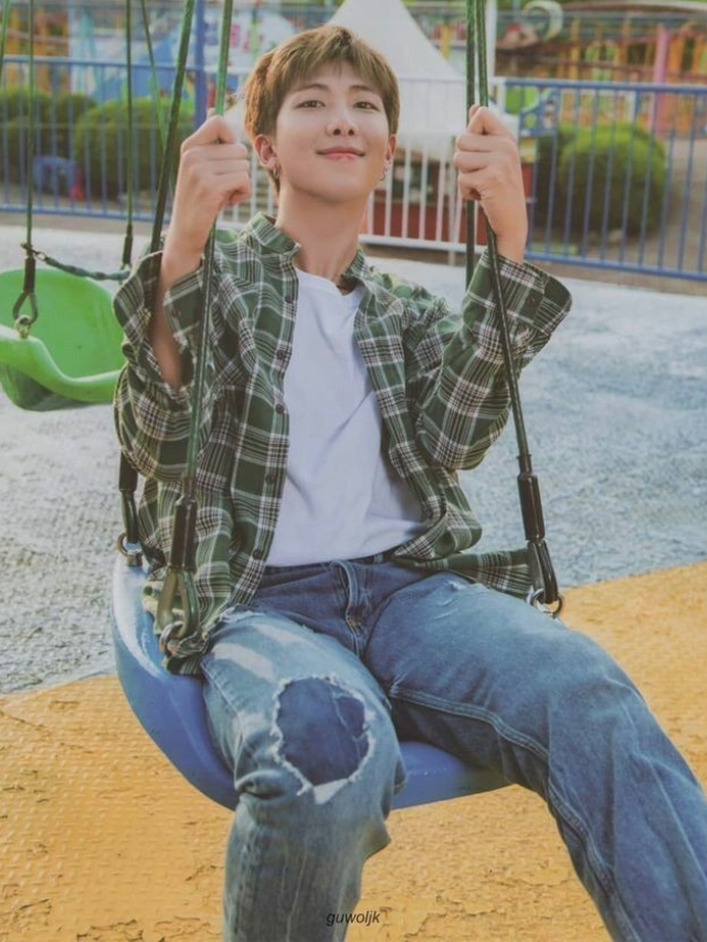 These Pics Of B'Day Boy RM Of BTS Gives Boyfriend Vibes