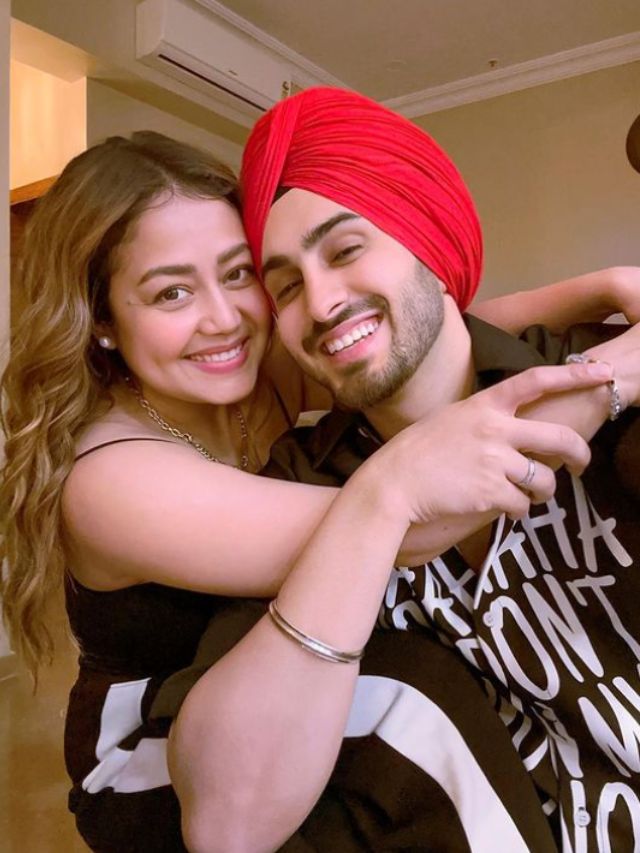 Neha Kakkar And Rohan Preet’s Mushy Pictures Have No Match!