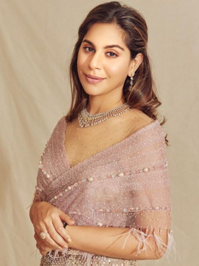 How To Do Soft Glam Makeup Like Upasana Kamineni?