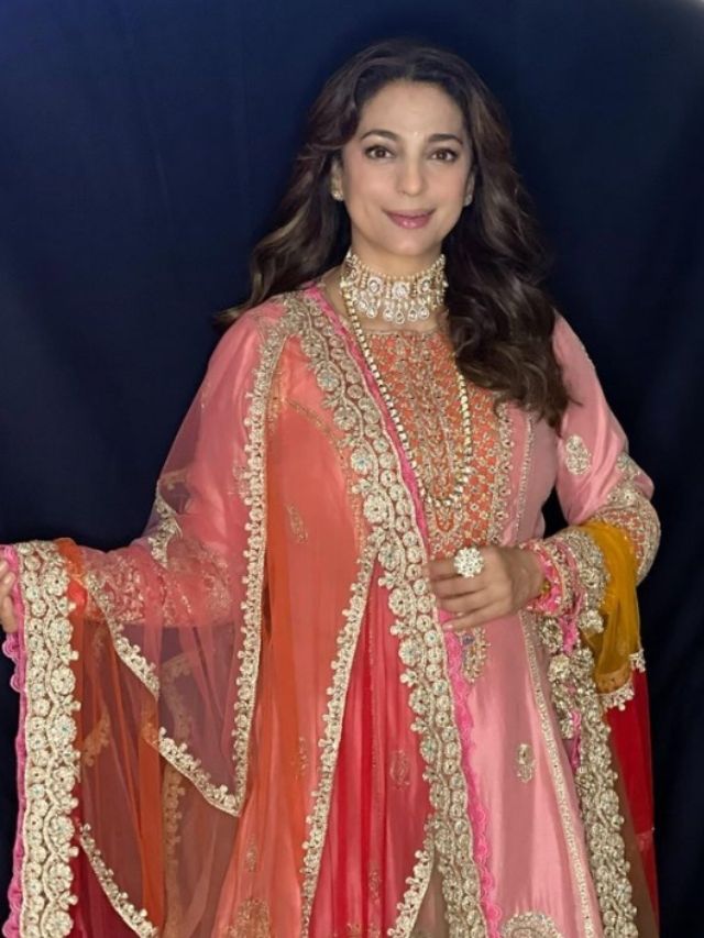Juhi Chawla ने रिजेक्ट की इन फिल्मों से Karishma Kapoor को हुआ था फायदा ...