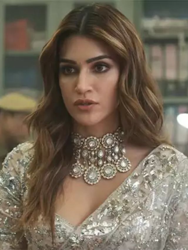 How To Recreate Kriti Sanon's Desi Glam Makeup From Teri Baaton Mein ...