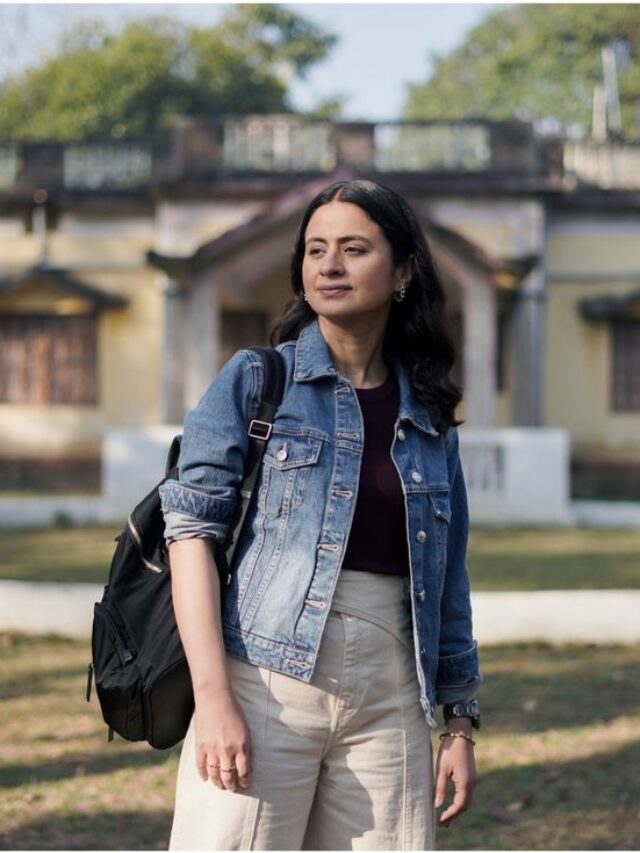 Margot Robbie Says Goodbye To Chanel In Bottega Veneta Green