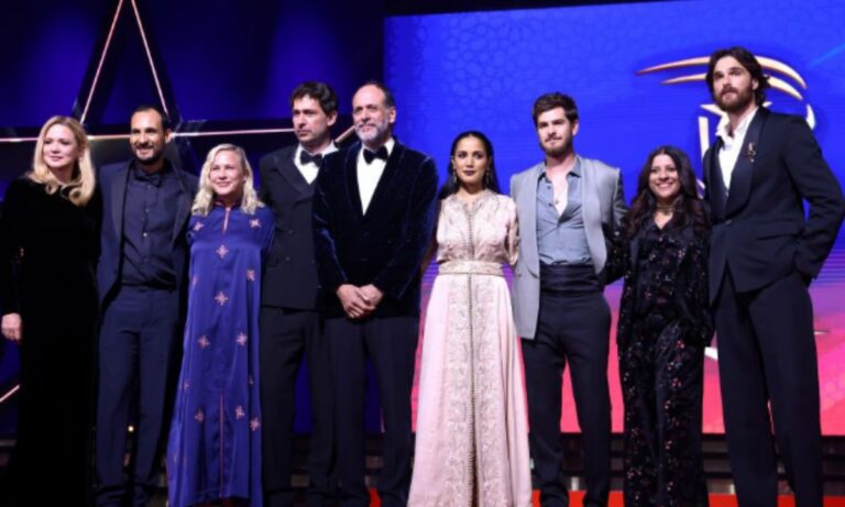 Zoya Akhtar Sitting Between Andrew Garfield, Jacob Elordi Has Internet ...