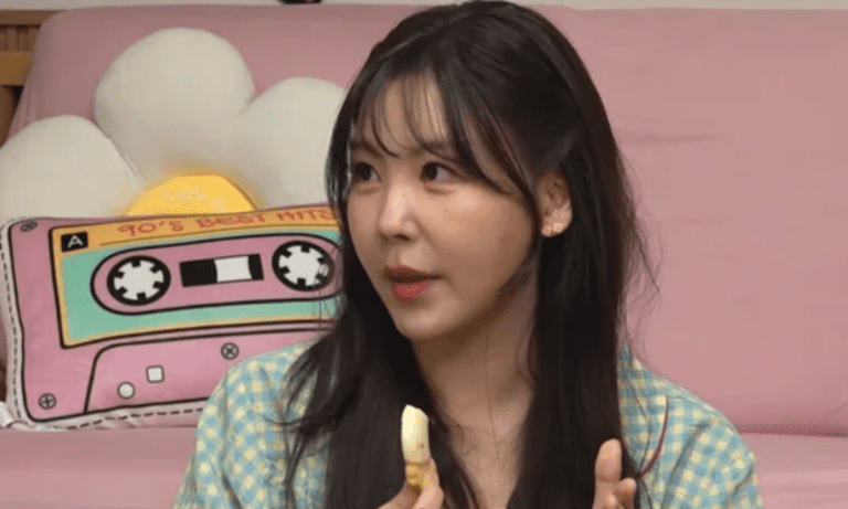 Ex-Idol Raina Opens Up About Secret Love, Fans Suspect It's Seventeen’s ...